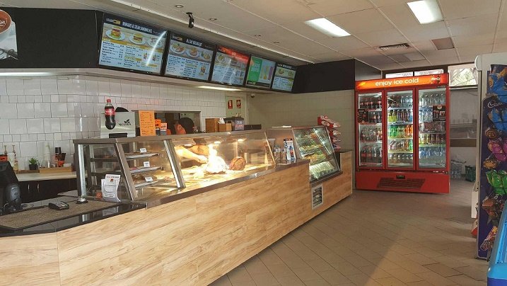 COOLABAH TREE CAFE - 516 Newell Hwy, Wyalong New South Wales, Australia ...