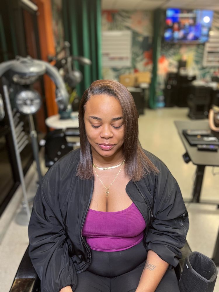 THE PRETTY PLUG - Updated January 2025 - 14 Photos - 21250 Hawthorne Blvd, Torrance, California ...