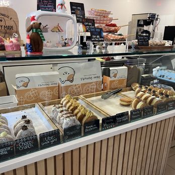 DEAR DONUTS - Updated December 2025 - 411 Photos & 156 Reviews - 570 S ...