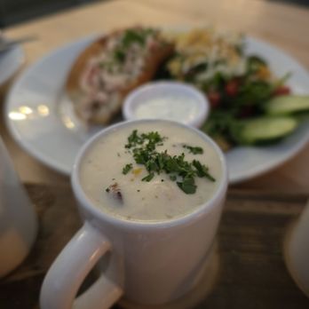 ALASKA CHOPPED & CHOWDERED - Updated September 2025 - 200 Photos & 158 ...