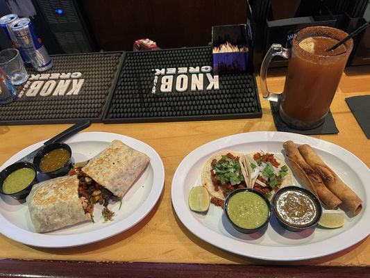 THE BENCH SPORTS BAR - Updated January 2026 - 111 Photos & 197 Reviews ...