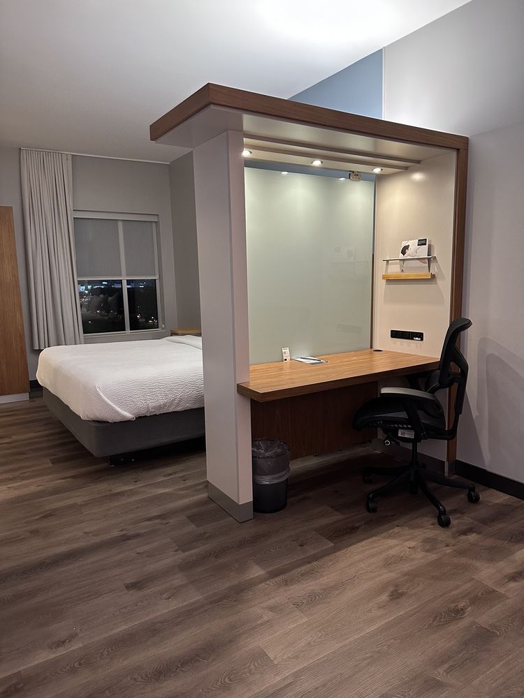 SPRINGHILL SUITES BY MARRIOTT - Updated January 2026 - 158 Photos & 99 ...