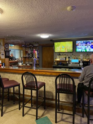 DAWG HOUSE BAR & GRILL - Updated December 2025 - 47 Photos & 34 Reviews ...