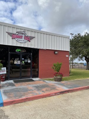 RUNWAY CAFE - Updated November 2024 - 58 Photos & 62 Reviews - 7915 ...