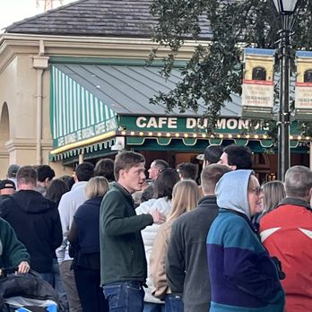 CAFE DU MONDE - 19412 Photos & 3290 Reviews - 800 Decatur St, New ...