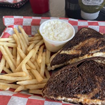 LAKEVIEW BAR & GRILLE - Updated October 2025 - 19 Photos & 14 Reviews ...