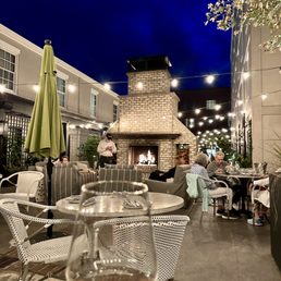 FRANNIE & THE FOX - Updated November 2025 - 984 Photos & 560 Reviews ...