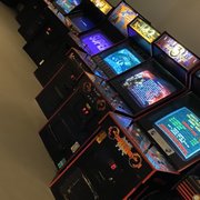 UNDERGROUND RETROCADE - 61 Photos & 61 Reviews - Arcades - 121 W Main ...