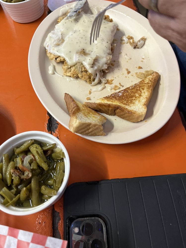 YANKEES TAVERN & GRILL - Updated July 2025 - 59 Photos & 68 Reviews ...