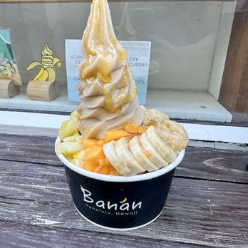 BANÁN - WAIKIKI BEACH SHACK - Updated May 2024 - Yelp