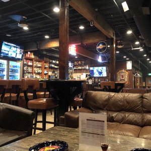 ZARKA CIGAR LOUNGE - 54 Photos & 75 Reviews - Lounges - 41890 ...