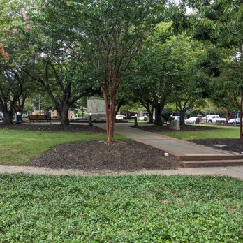 GAINESVILLE SQUARE - Updated September 2025 - 112 Bradford St NE ...