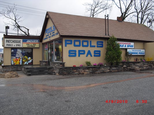 PATCHOGUE POOLS & SPAS - Updated October 2025 - 496 E Main St ...