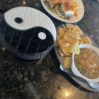 3UP ROOFTOP LOUNGE - Updated July 2024 - 202 Photos & 136 Reviews - 201 ...