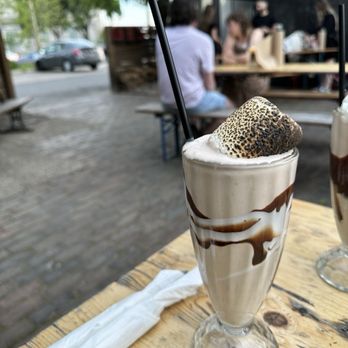 MERCURY BURGER BAR - Updated July 2024 - 841 Photos & 843 Reviews ...