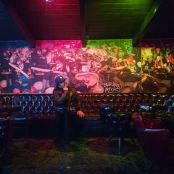 CHA CHA LOUNGE - Updated August 2024 - 215 Photos & 756 Reviews - 2375 ...