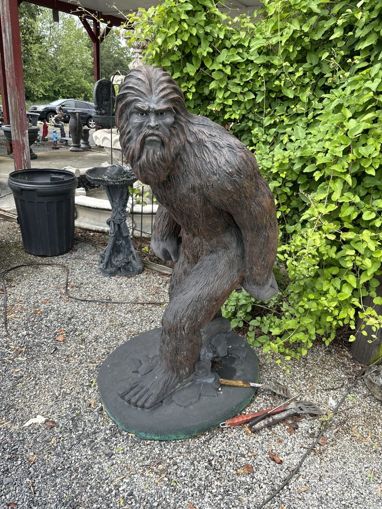 THE CONCRETE LADY - Updated January 2026 - 24 Photos - 4910 Hwy 3 ...