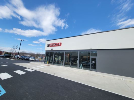 CHIPOTLE MEXICAN GRILL - Updated March 2025 - 17 Reviews - 3203 E ...