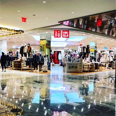 UNIQLO - Updated December 2024 - 31 Photos & 20 Reviews - 500 W 33rd St ...