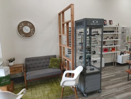 FAMILY TREE EYE CARE - Updated October 2025 - 10 Photos & 28 Reviews ...