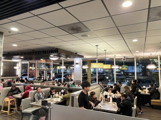 PHO 21 - Updated January 2026 - 2246 Photos & 1118 Reviews - 2569 S ...