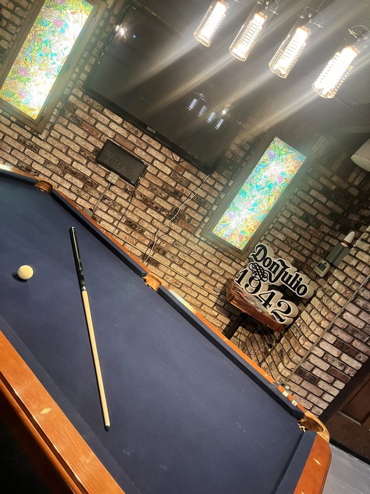 RICKEY’S SPORTS LOUNGE - Updated December 2024 - 20 Photos & 21 Reviews ...