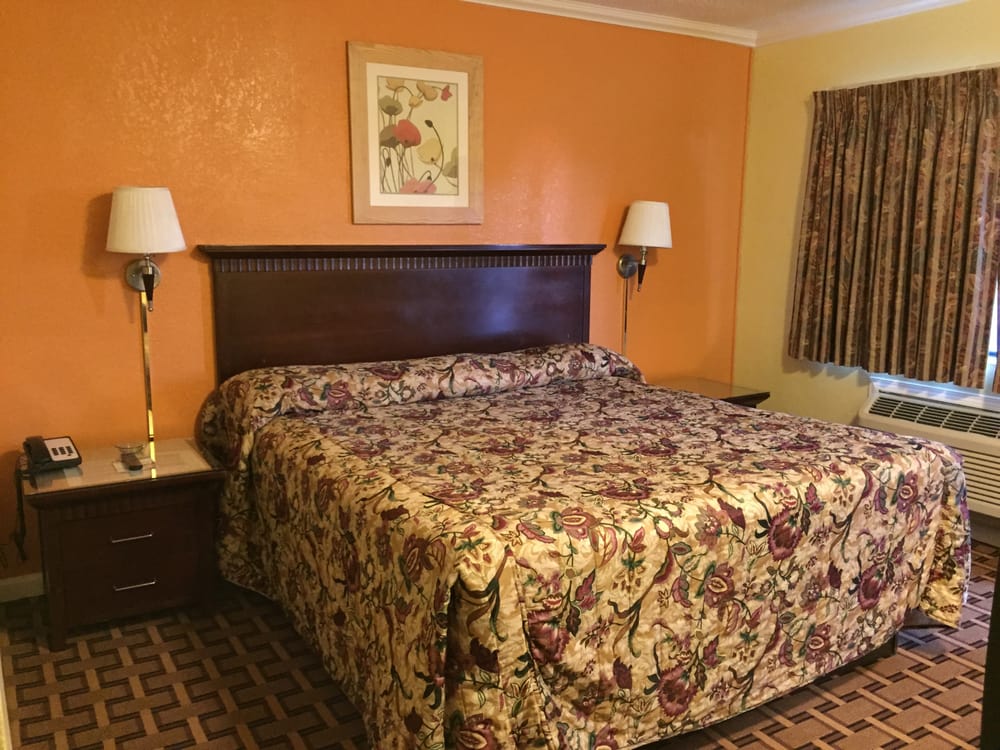 KINGS REST MOTEL - Updated April 2026 - 14 Photos - 9129 Hwy 41 ...