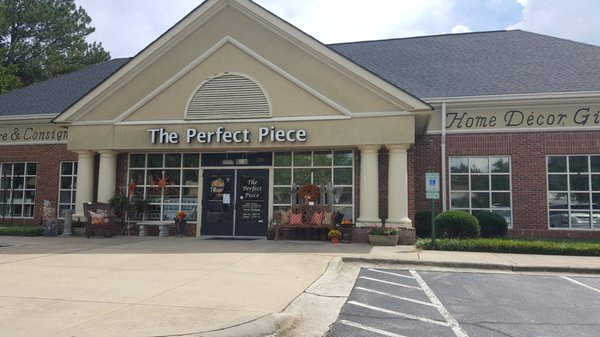 THE PERFECT PIECE - 39 Photos & 34 Reviews - Furniture Stores - 212 E ...