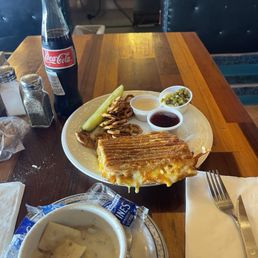 Smacky’s On Broadway - Cheap - Sandwiches - Updated June 2025 - 146 ...