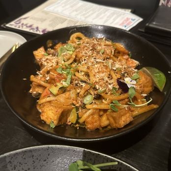 AHAN - Updated May 2025 - 340 Photos & 203 Reviews - 744 Williamson St ...