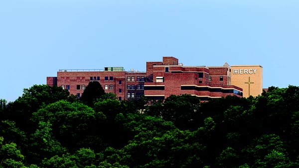 MERCYONE DUBUQUE MEDICAL CENTER - Updated January 2026 - 250 Mercy Dr ...