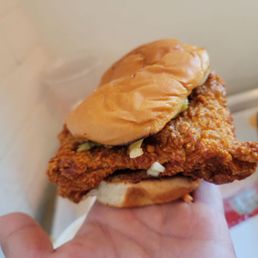 MAIN CHICK HOT CHICKEN - Updated July 2025 - 692 Photos & 715 Reviews ...