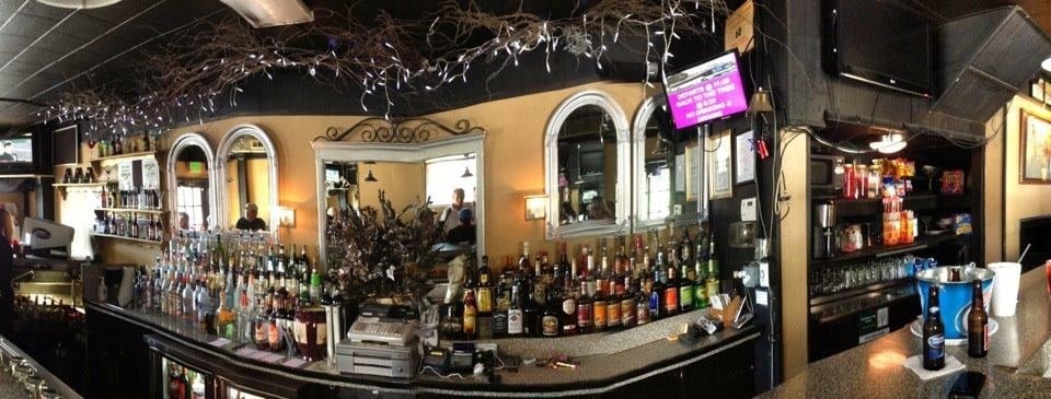 THE ROWAN TREE - Updated December 2025 - 14 Reviews - 1633 S Charles St ...