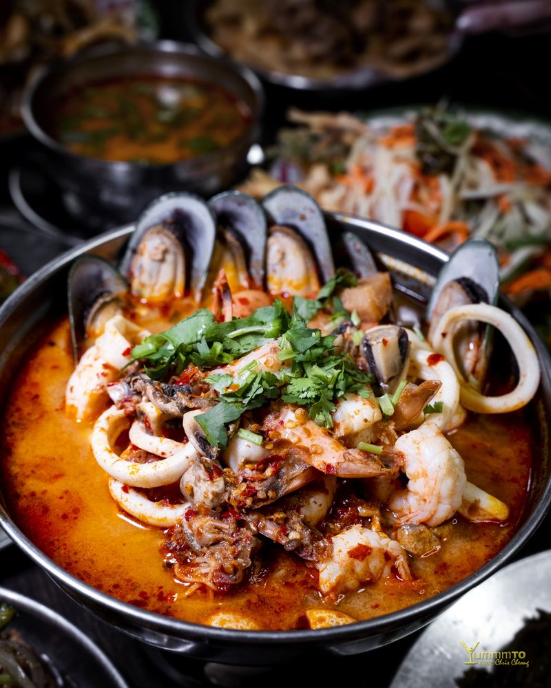 EAT BKK THAI KITCHEN & BAR - Updated August 2024 - 1101 Photos & 304 ...