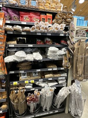 GUS’S COMMUNITY MARKET - Updated July 2025 - 123 Photos & 360 Reviews ...