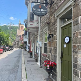 STONE ROW PUB & EATERY - 306 Photos & 368 Reviews - 45-47 Race St, Jim ...