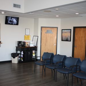 UT PRIMARY CARE LENOIR CITY - Updated September 2025 - 16 Reviews - 5779 Creekwood Park Blvd ...