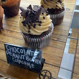 BUTCHERTOWN GROCERY BAKERY - Updated October 2025 - 180 Reviews & 414 ...
