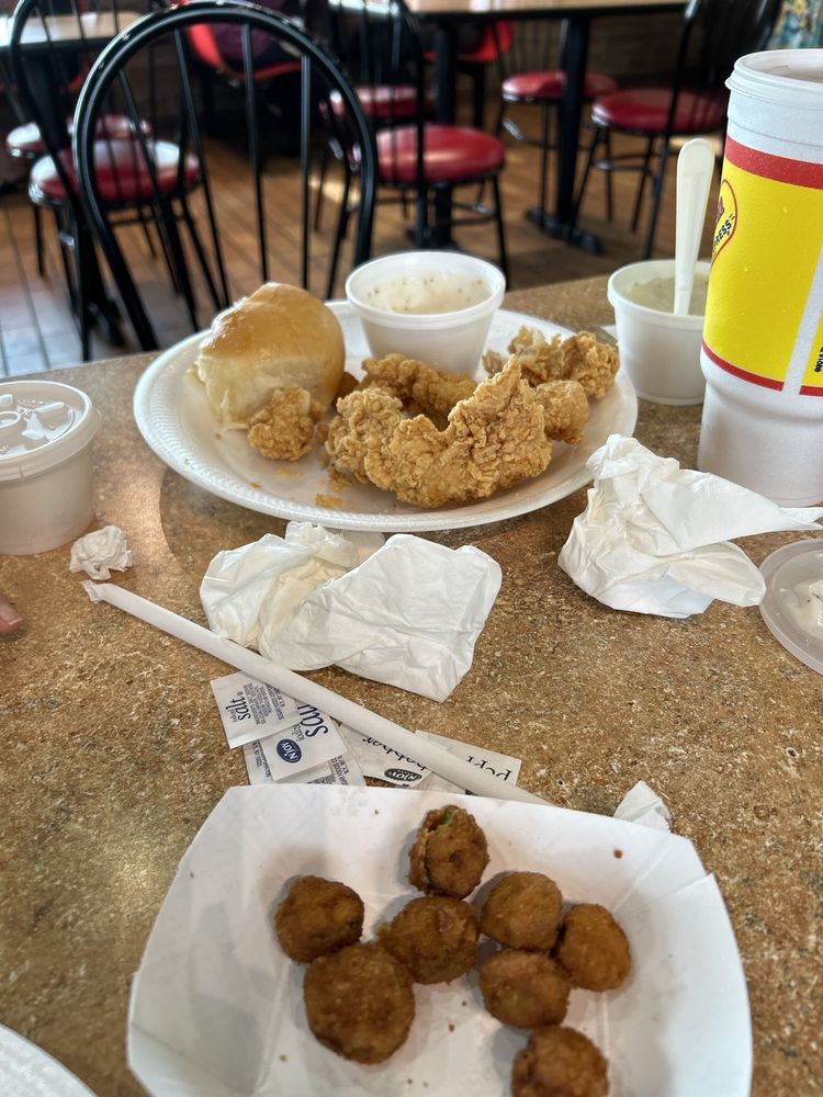 CHICKEN EXPRESS - Updated August 2025 - 32 Reviews - 1840 Hwy 190 W ...
