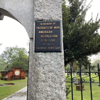 COLONIAL PARK CEMETERY - Updated October 2025 - 432 Photos & 70 Reviews ...