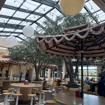 SMALL CHEVAL - Updated December 2025 - 298 Photos & 205 Reviews - 9421 ...