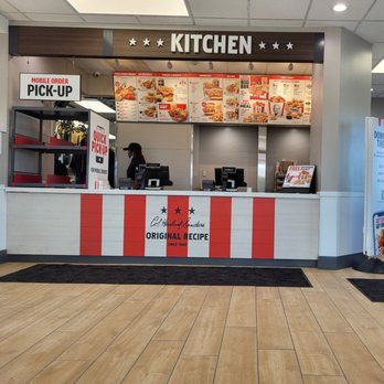 KFC - Updated July 2025 - 10 Reviews - 8456 Michigan Rd, Indianapolis ...
