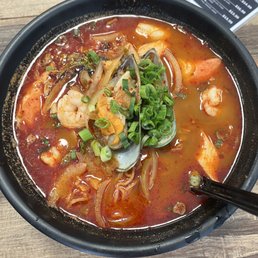 KAMI POKE - Updated December 2025 - 163 Photos & 89 Reviews - 1779 ...