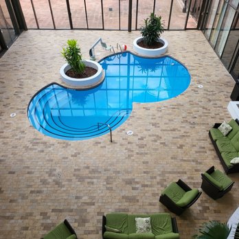 DOUBLETREE BY HILTON CHARLOTTESVILLE - Updated September 2024 - 218 ...