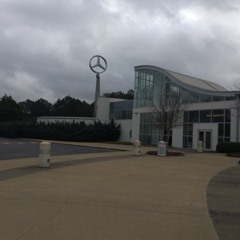 MERCEDES BENZ US INTERNATIONAL - Updated July 2025 - 62 Photos & 10 ...