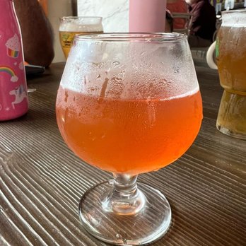 LA TABERNA LÚPULO - 466 Photos & 355 Reviews - 151 Calle San Sebastian ...