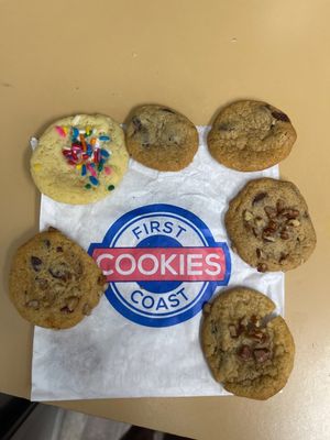FIRST COAST COOKIES - 31 Photos & 10 Reviews - 4610 San Juan Ave ...