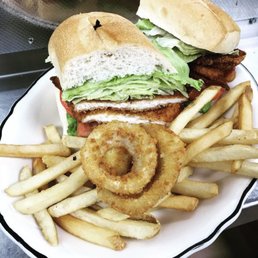 LINDENHURST DINER - Updated October 2025 - 249 Photos & 305 Reviews ...