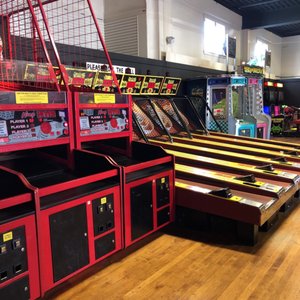 SALEM WILLOWS ARCADE - Updated October 2025 - 43 Photos & 67 Reviews ...