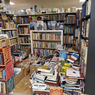 LEXINGTON PEDDLERS MALL - 105 Photos & 39 Reviews - 1205 E New Cir Rd ...